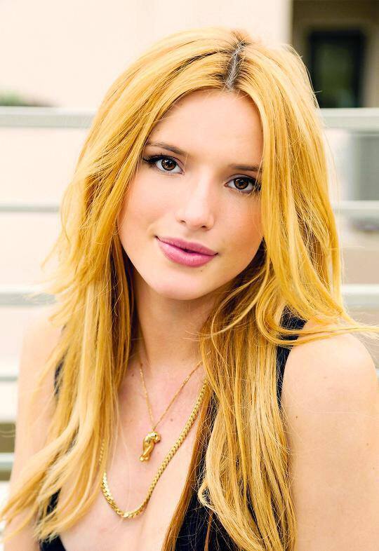 Sabor a Isla: La Herencia Cubana de Bella Thorne, una Estrella ...