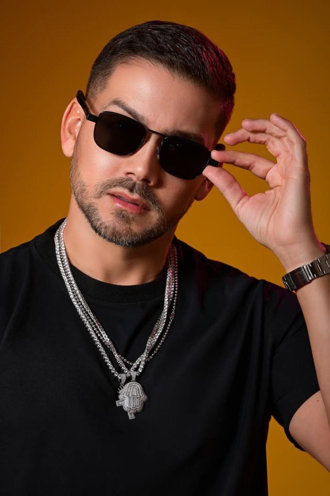 El Boni Regresa con Éxito a la Actuación con "Crimen en Miami ...