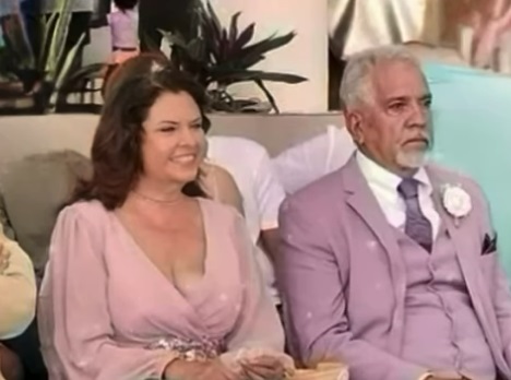 Los actores Armando Tomey y Nancy González en la boda de su hija ...